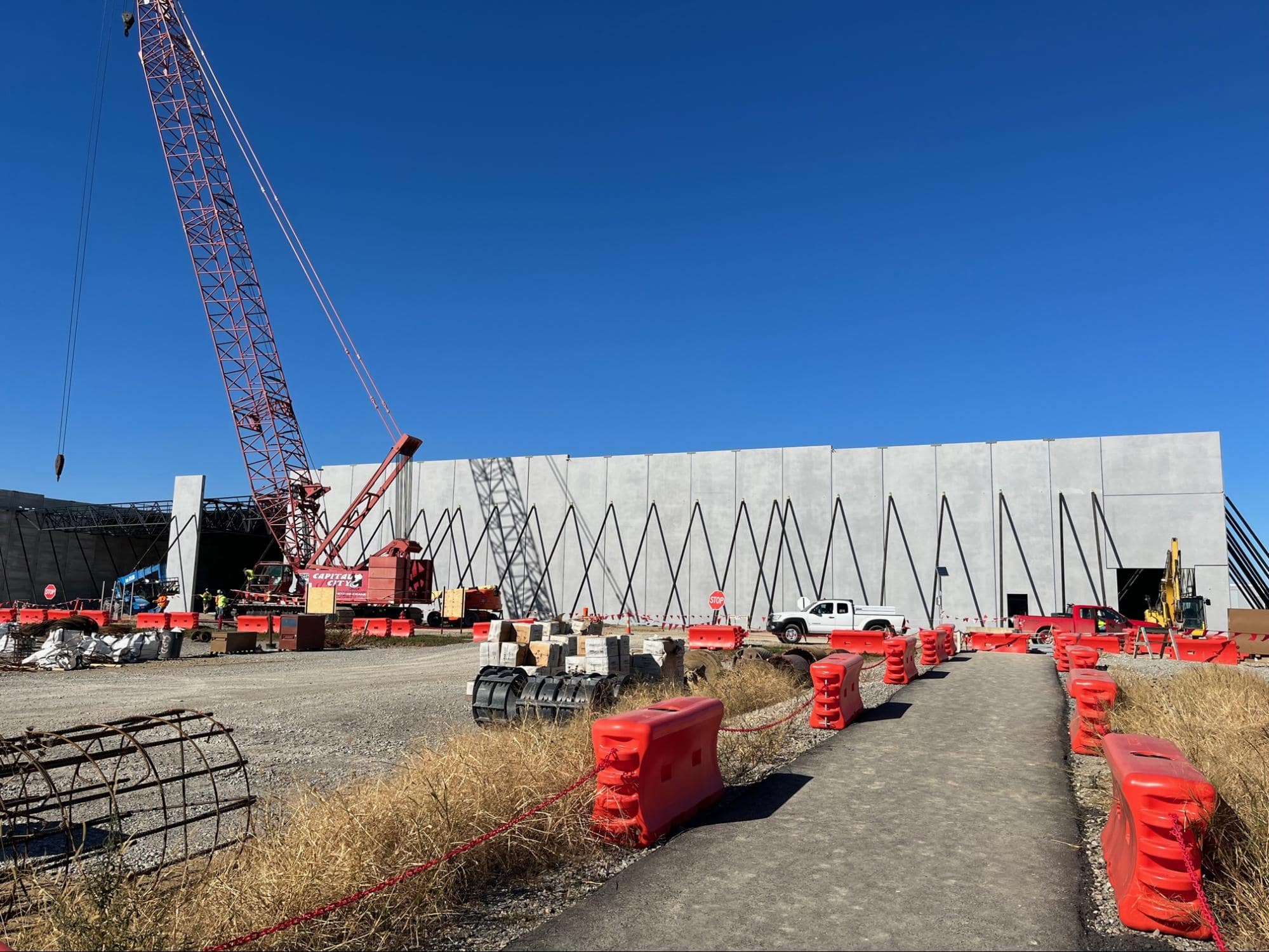 The Definitive Guide to Precast Concrete Data Centers